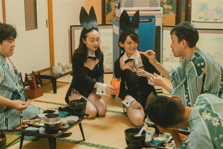 兎姉妹 - 作品情報・映画レビュー -KINENOTE（キネノート）